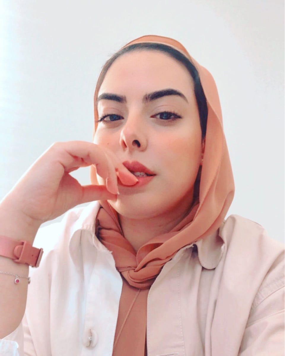 Hajer Trabelsi – Medium