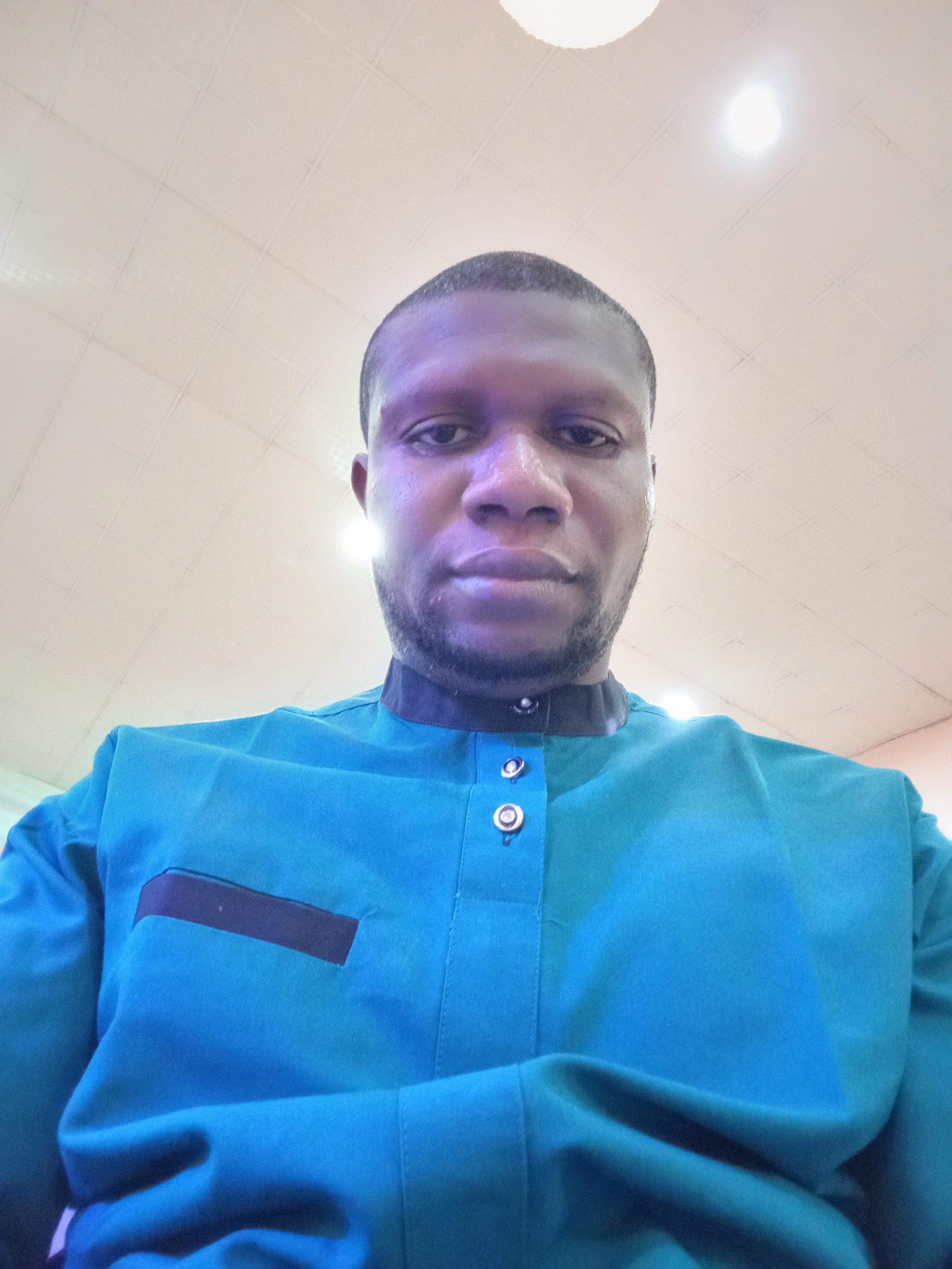 Ismail Hassan – Medium
