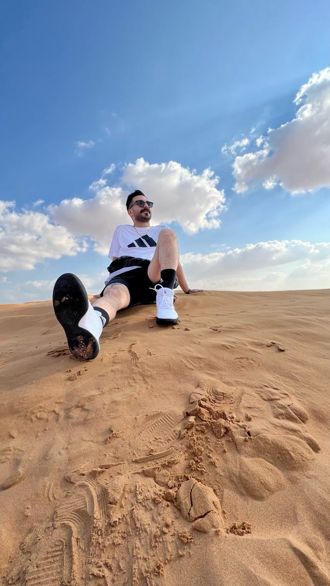 Aref Afshar – Medium