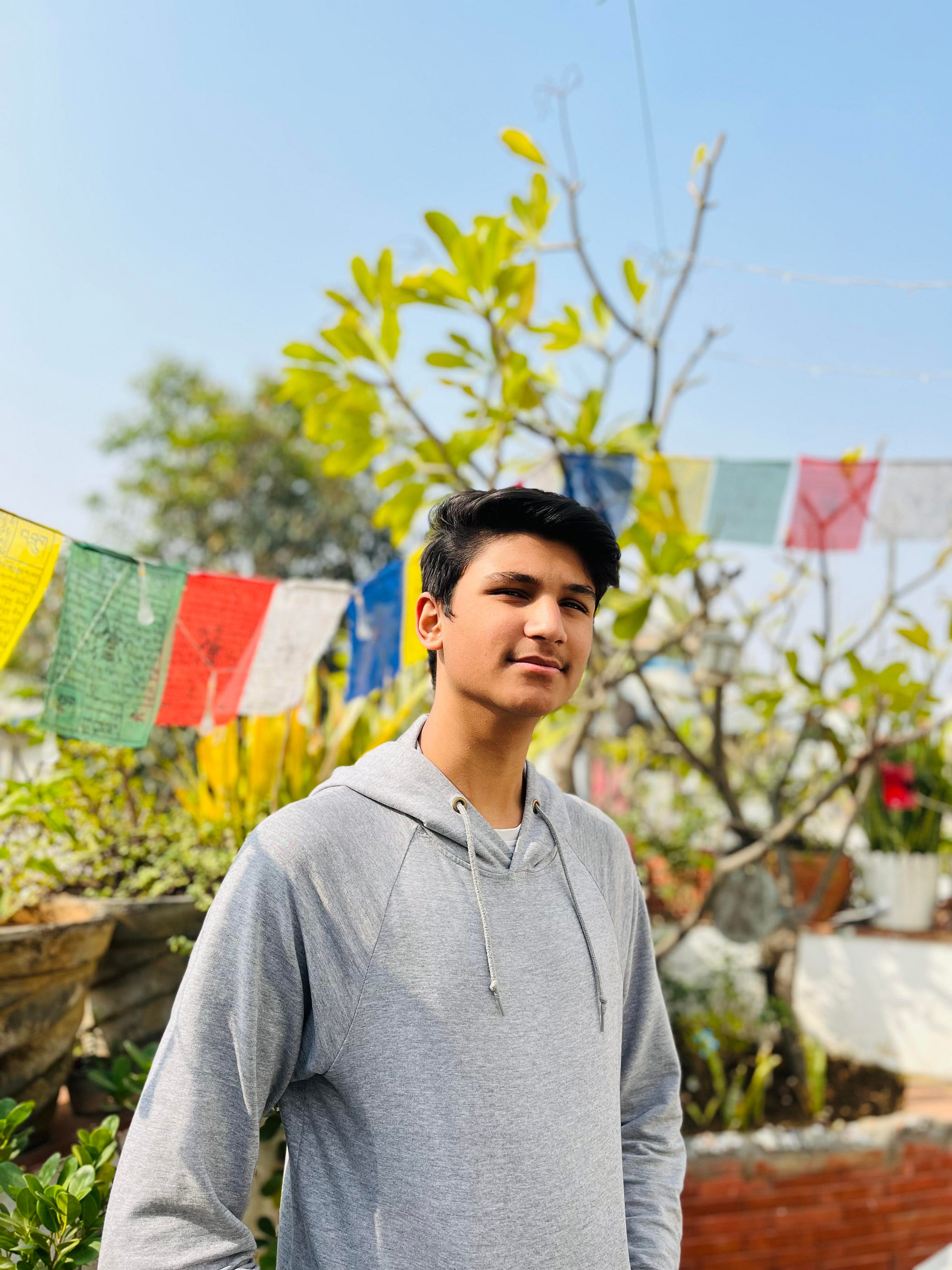 Udyat Kapasi – Medium