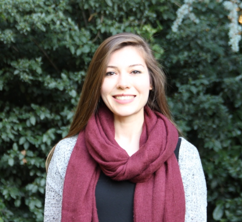 İrem Kenar – Medium