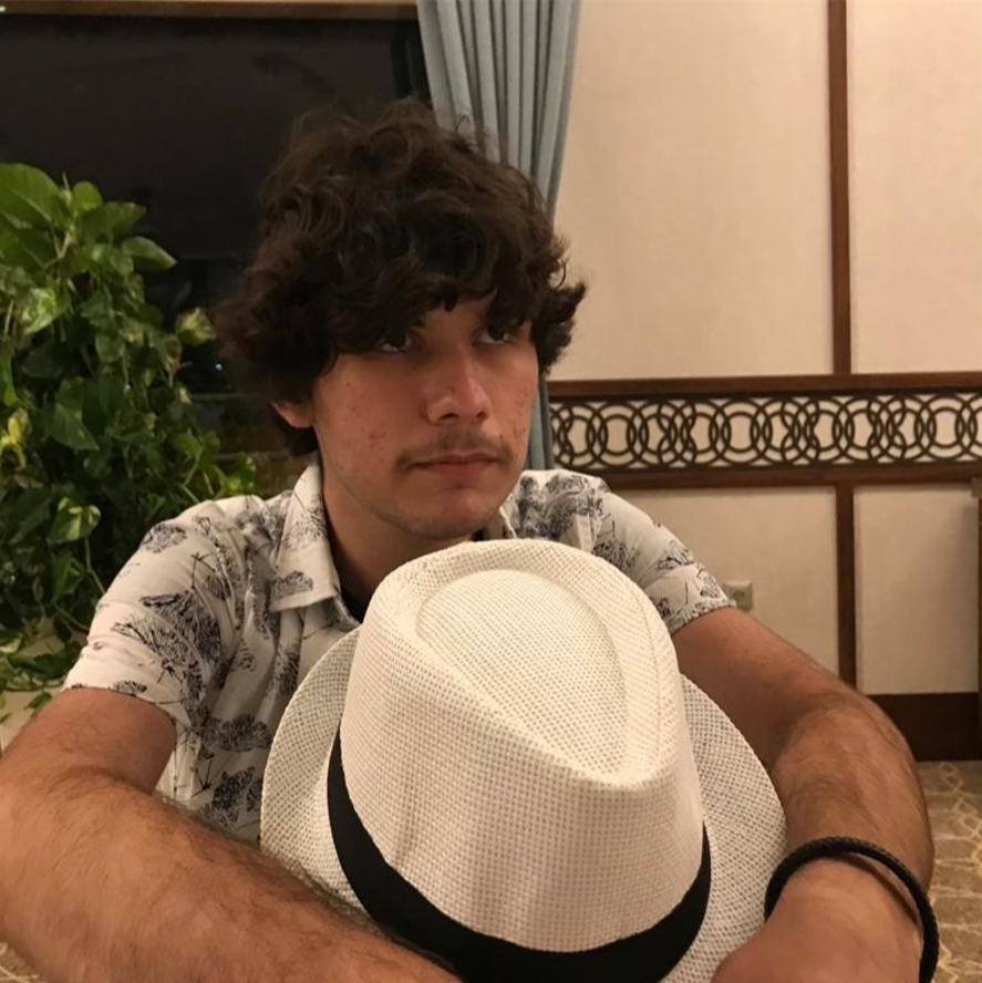 Sarp Remzi AKSU – Medium