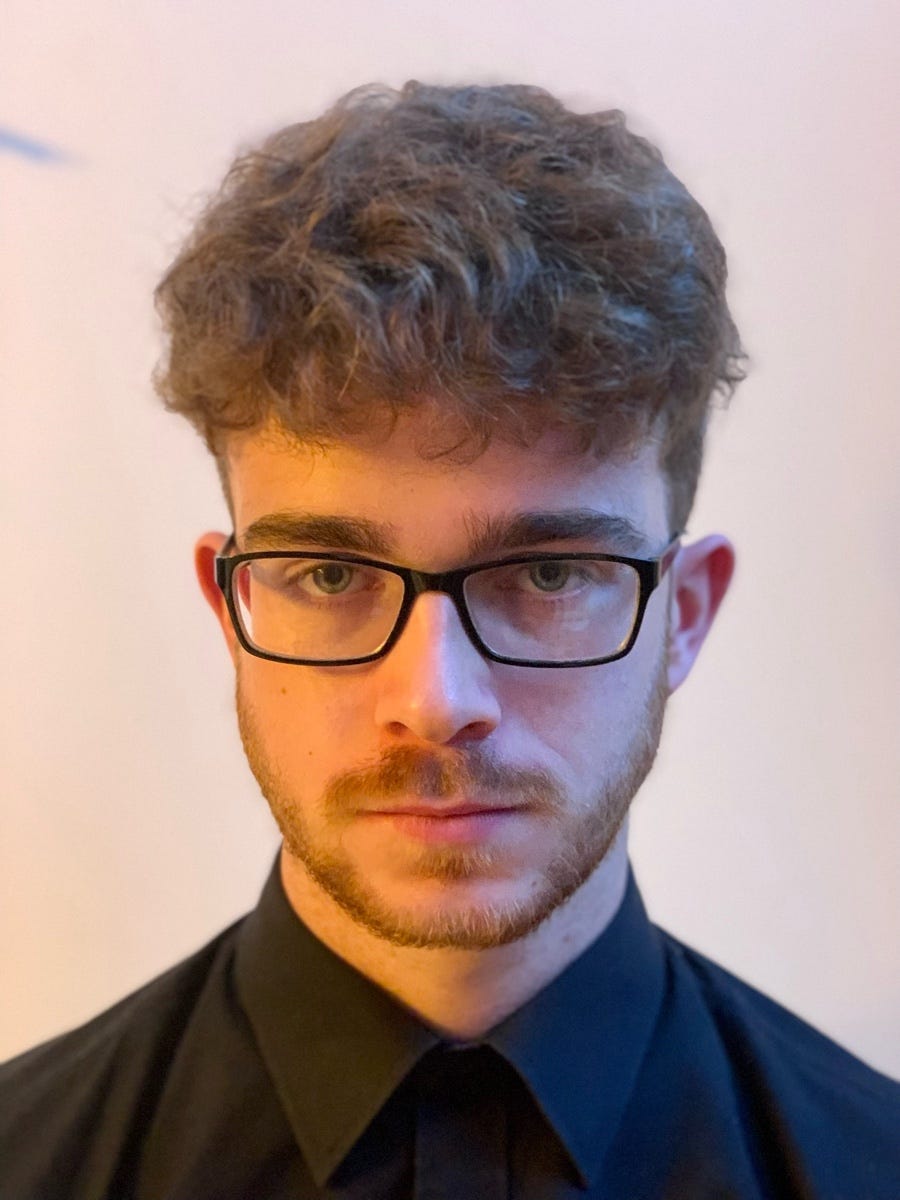 Adam Wynne – Medium