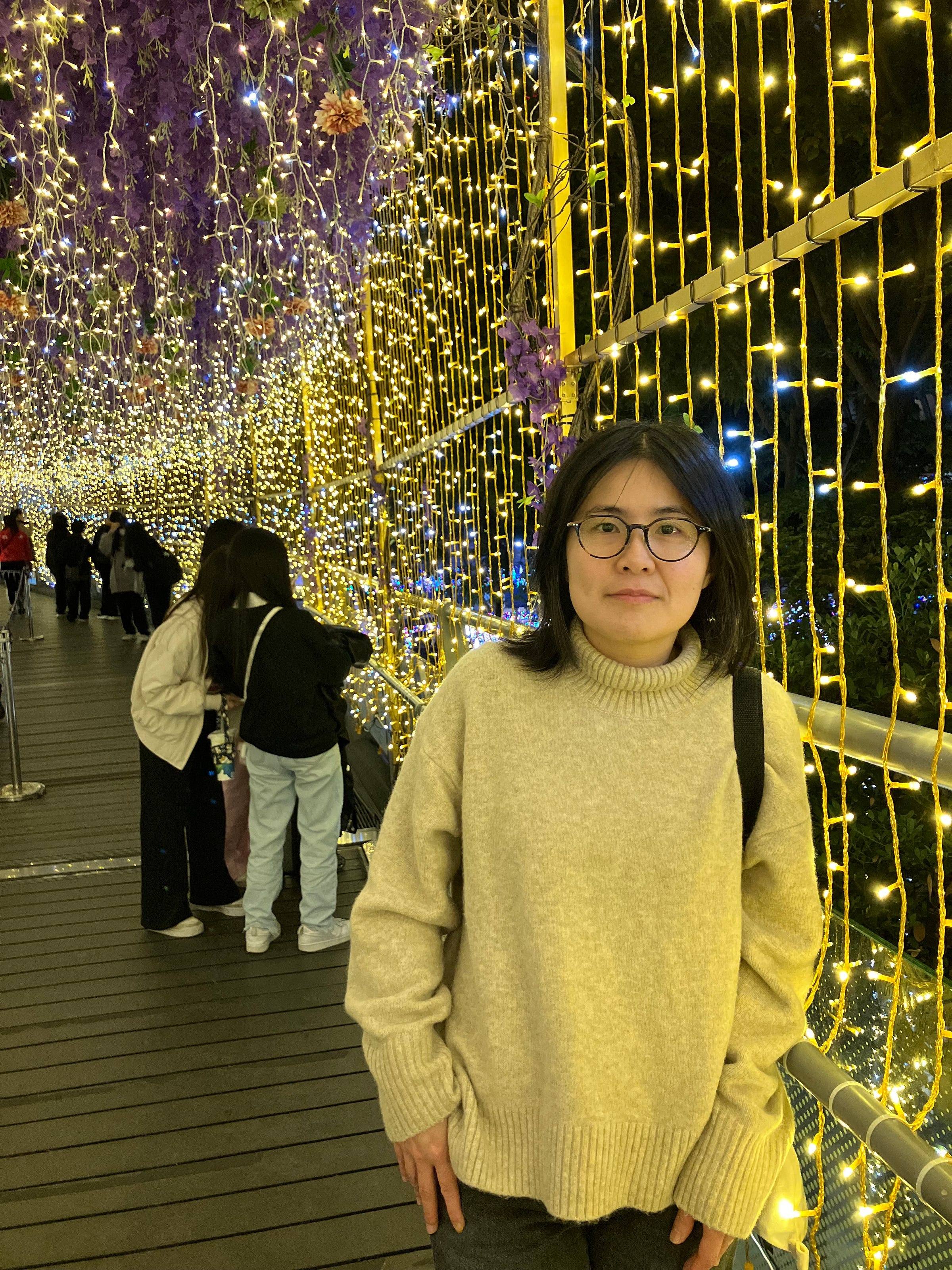 Debby Lee – Medium