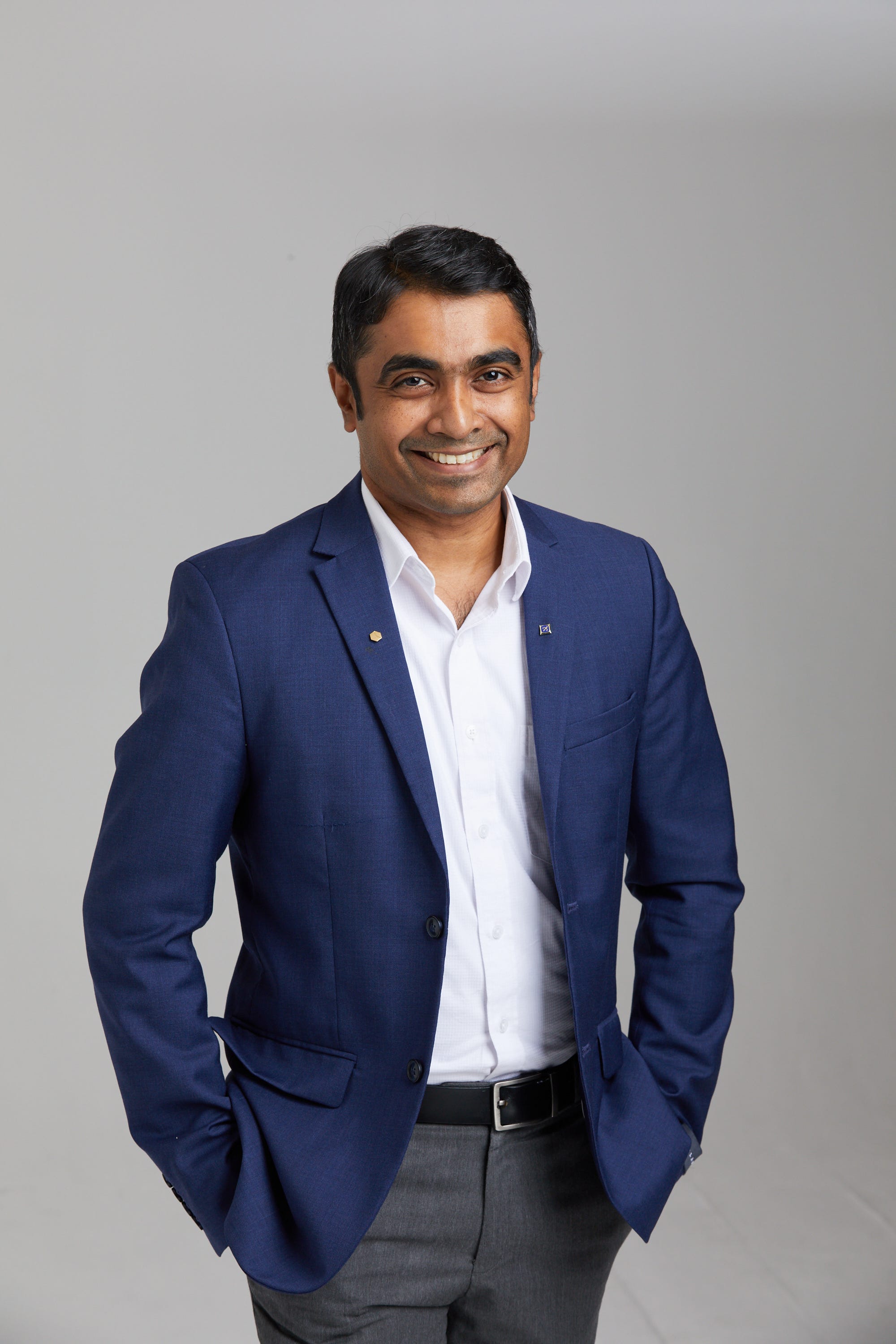 Tharindu Weerasinghe – Medium