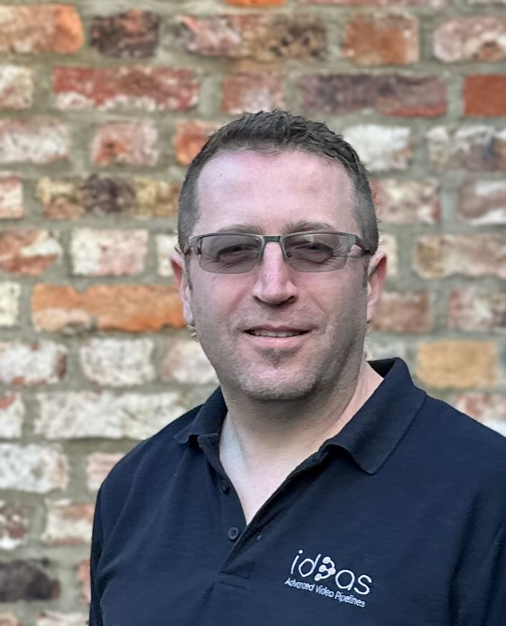 Dom Robinson – Medium