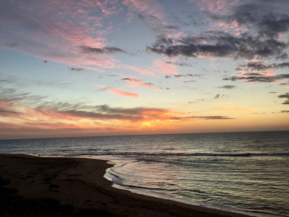 Alex Stiles – Medium