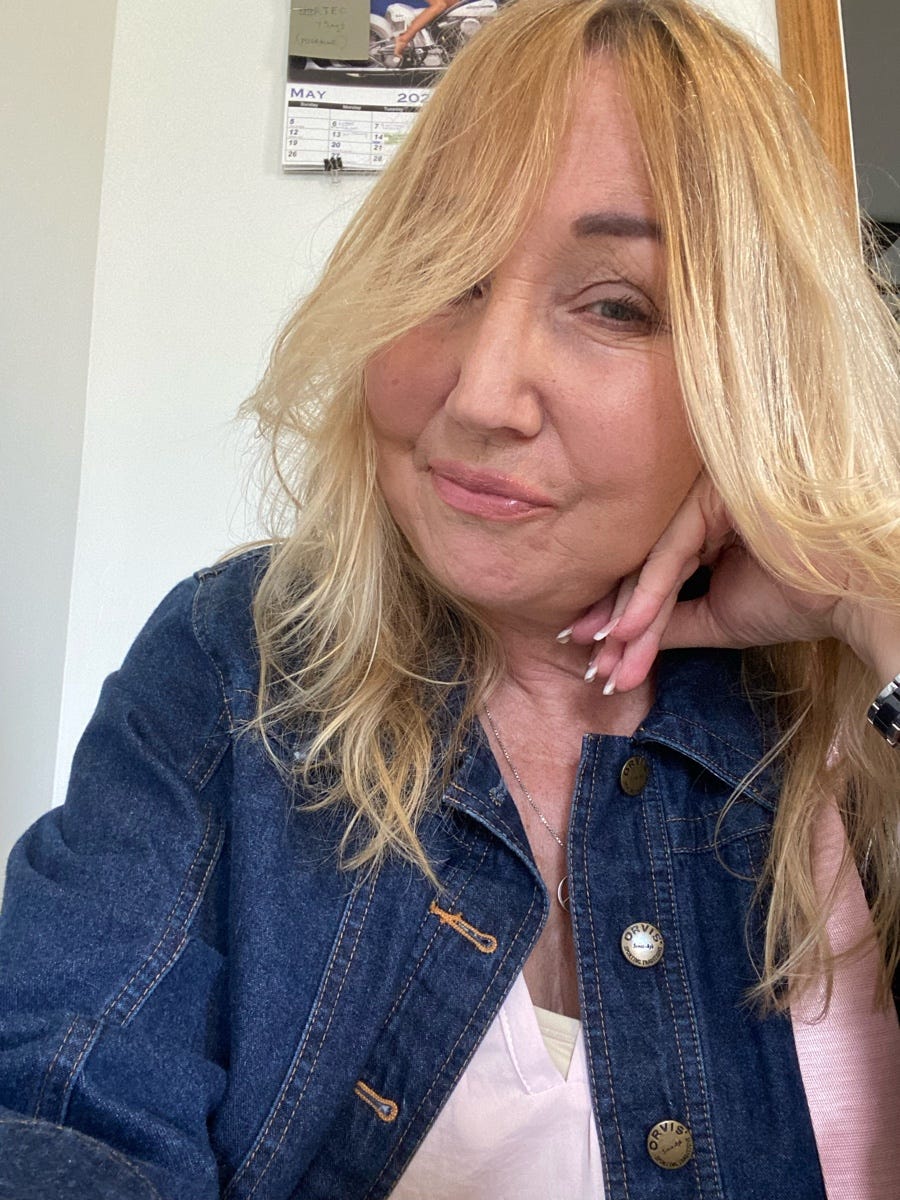 Rhonda's R.U.D.E Wine Reviews – Medium