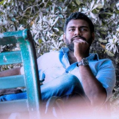 Manu Vikraman – Medium