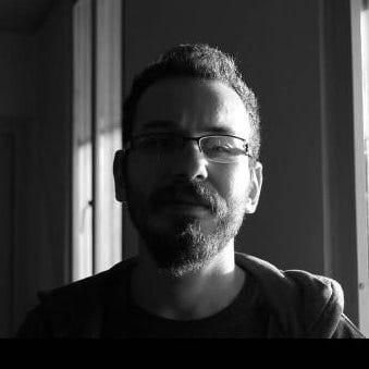 Arash Mousavi – Medium