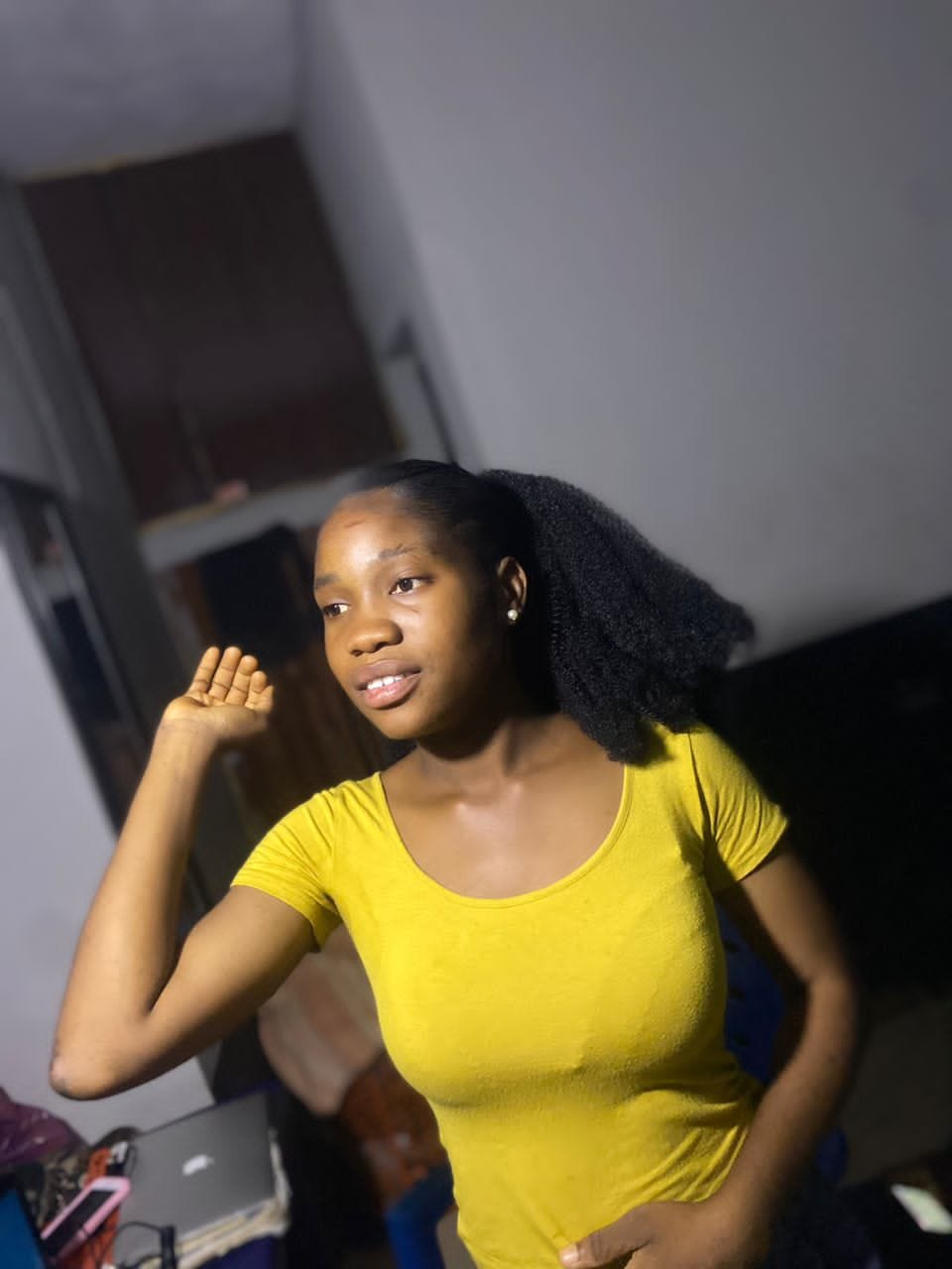Tayo Grace – Medium