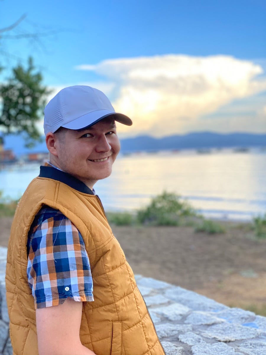 Denis Deis – Medium