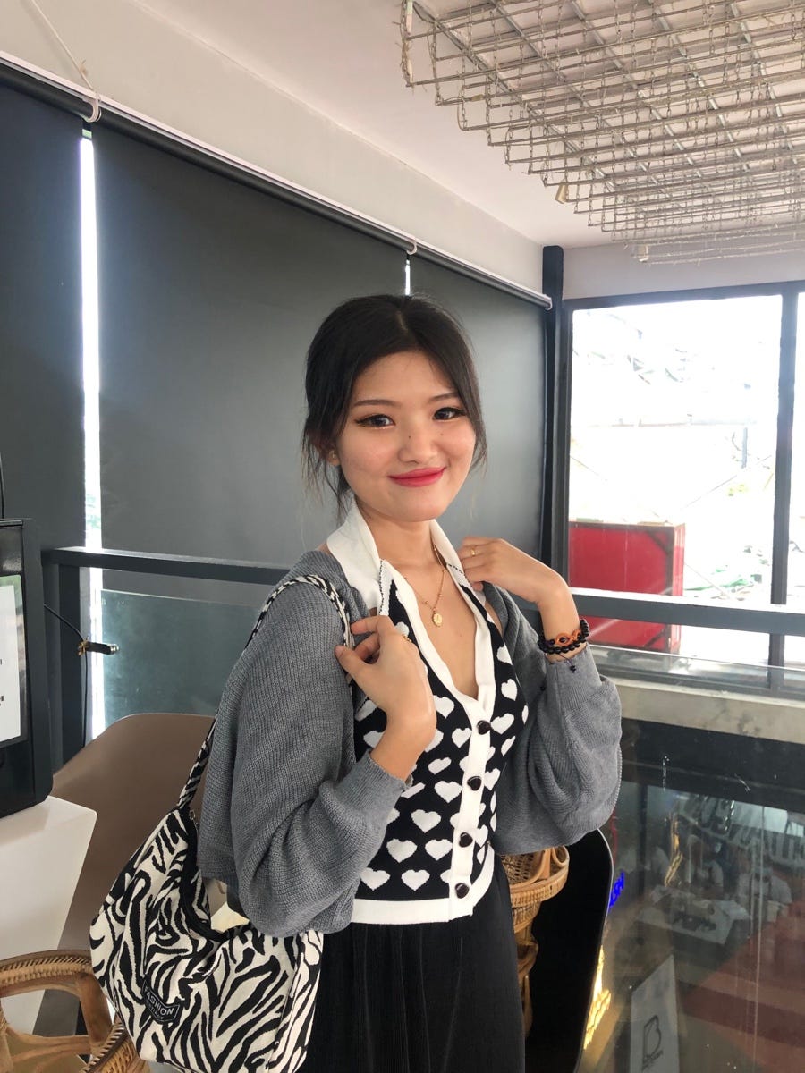 Lynn ThaDar Po – Medium