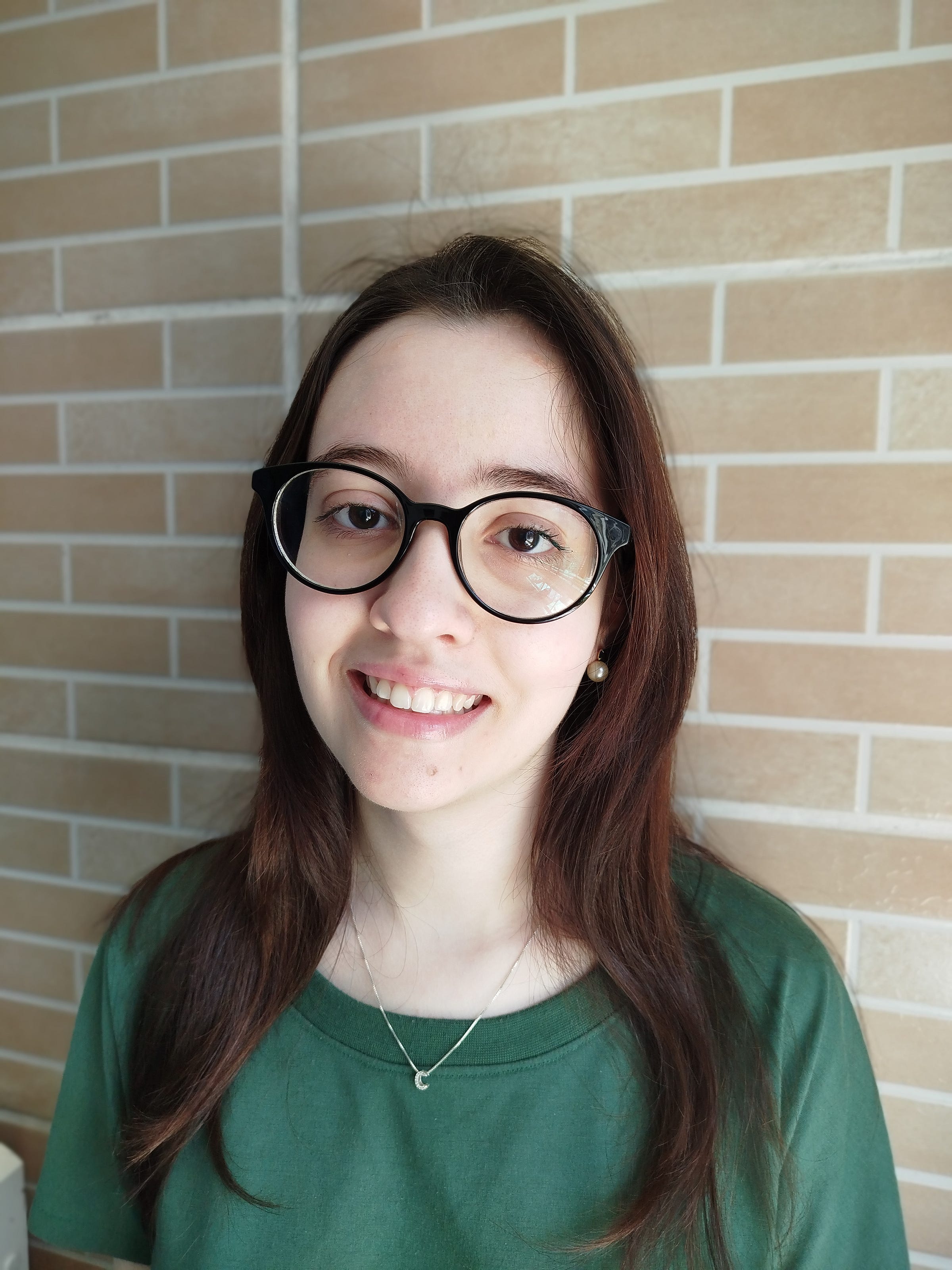 Clara da Silva Naressi – Medium