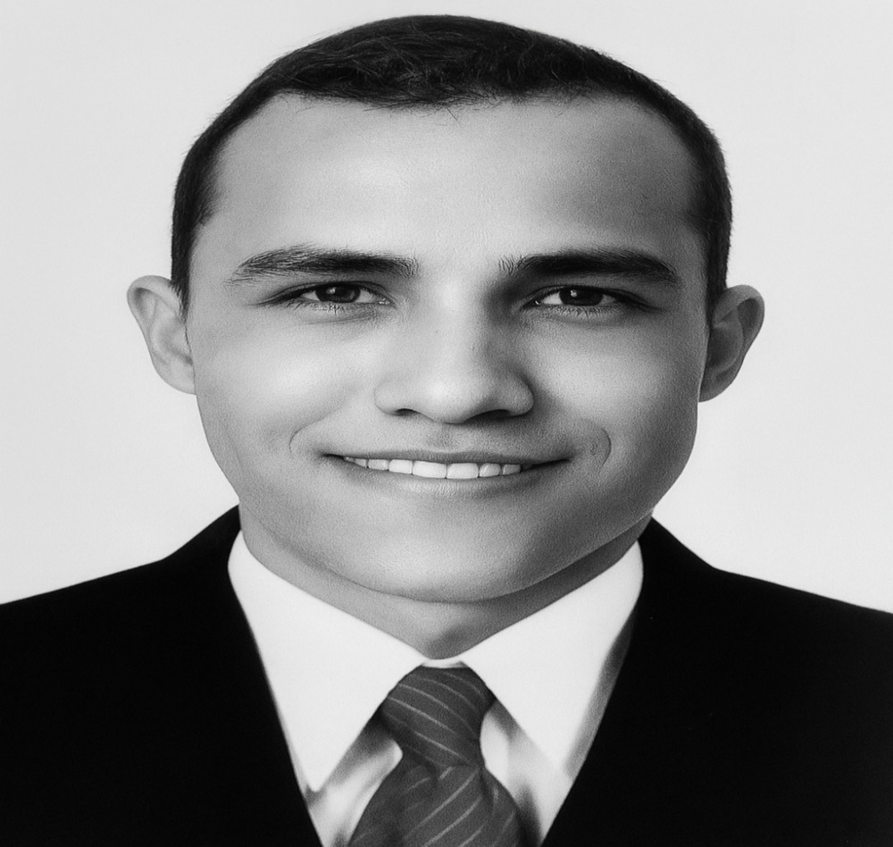 EDUARDO CALDERON REYES – Medium