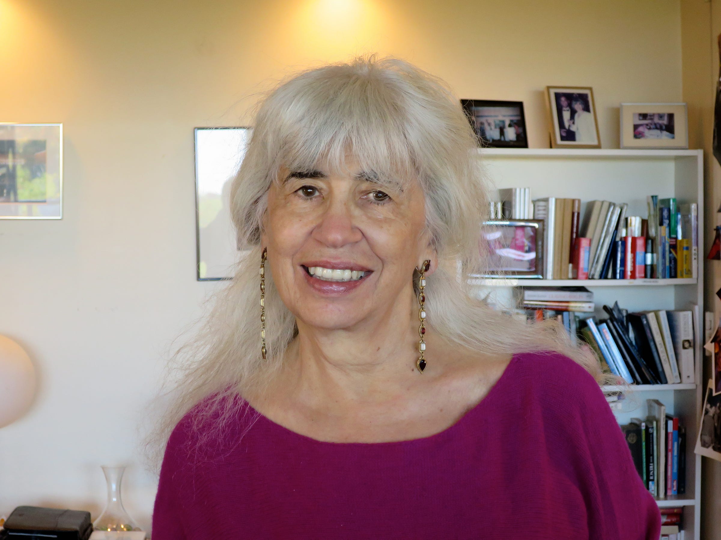 Eleanor Bergstein – Medium