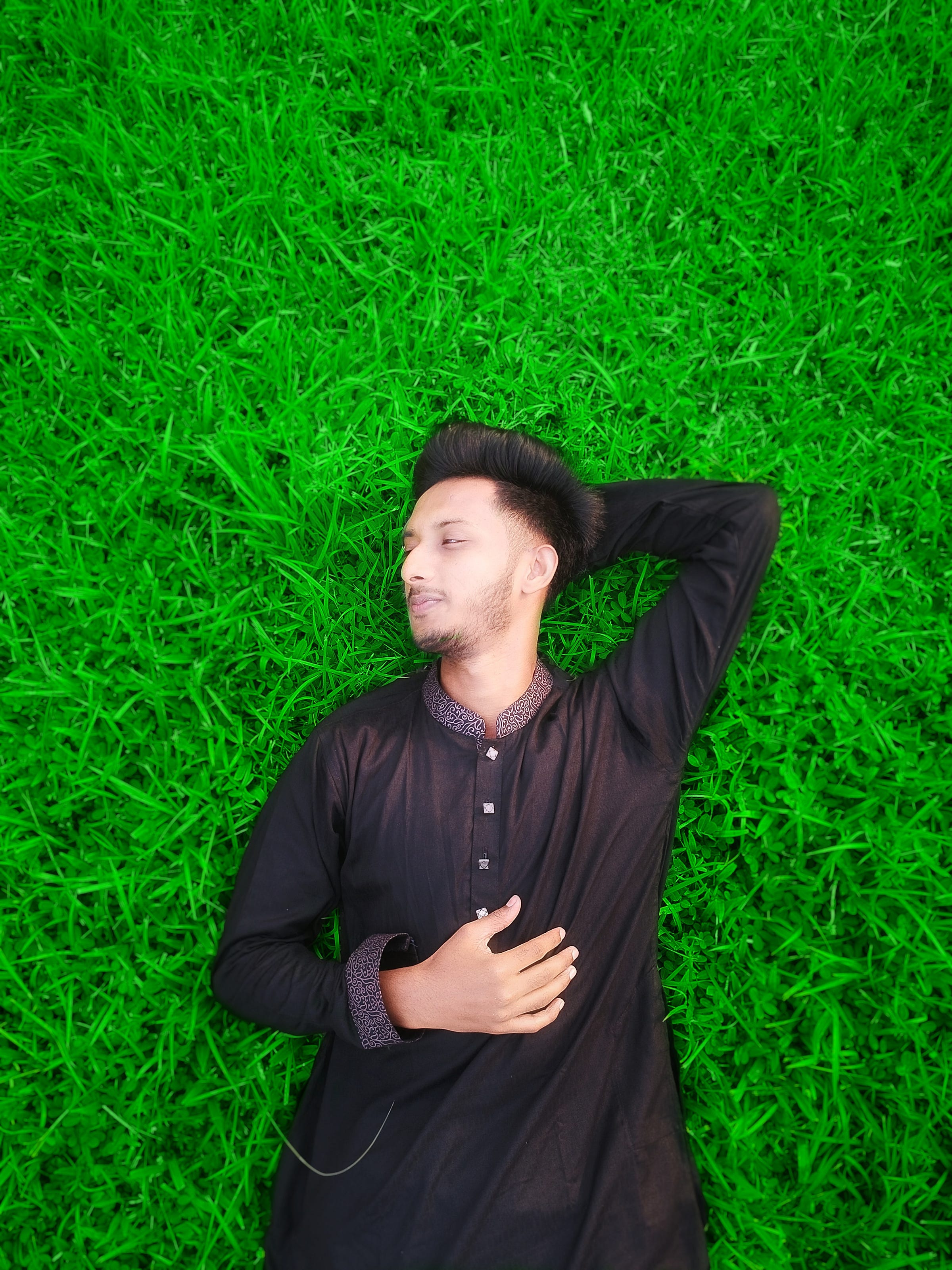 Emon Hossen – Medium