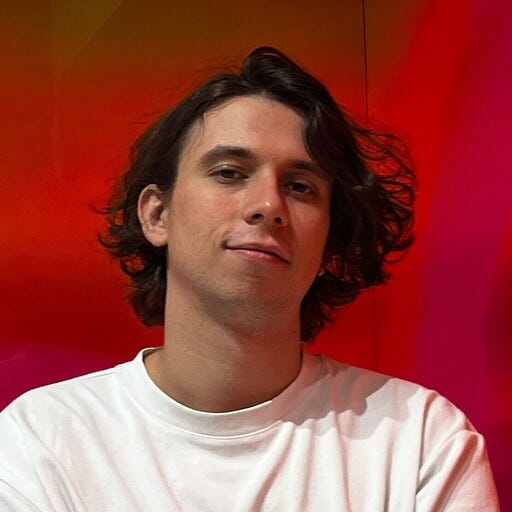 Roman Tayupov – Medium Roman Tayupov – Medium