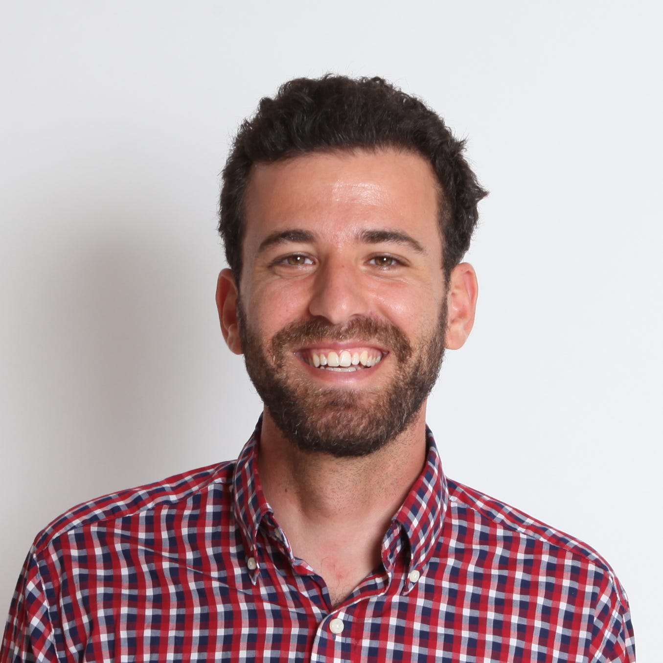 Aharon Rossano – Medium