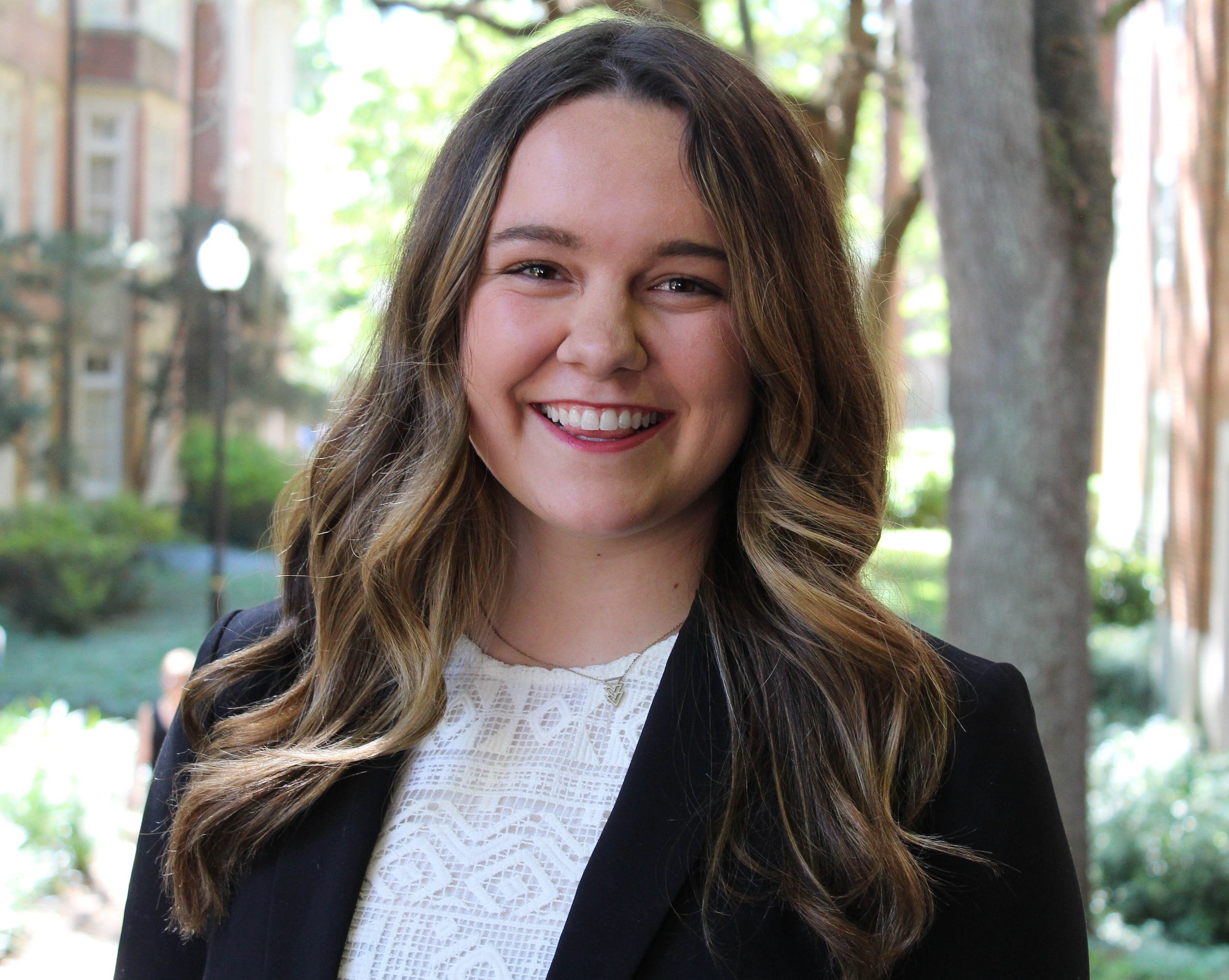 Kendall Roberts – Medium