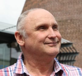 Professor Steve Molyneux – Medium