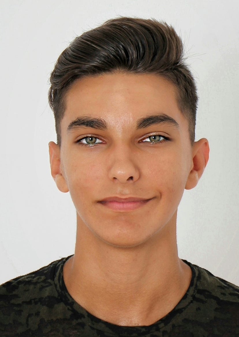 Cris D – Medium