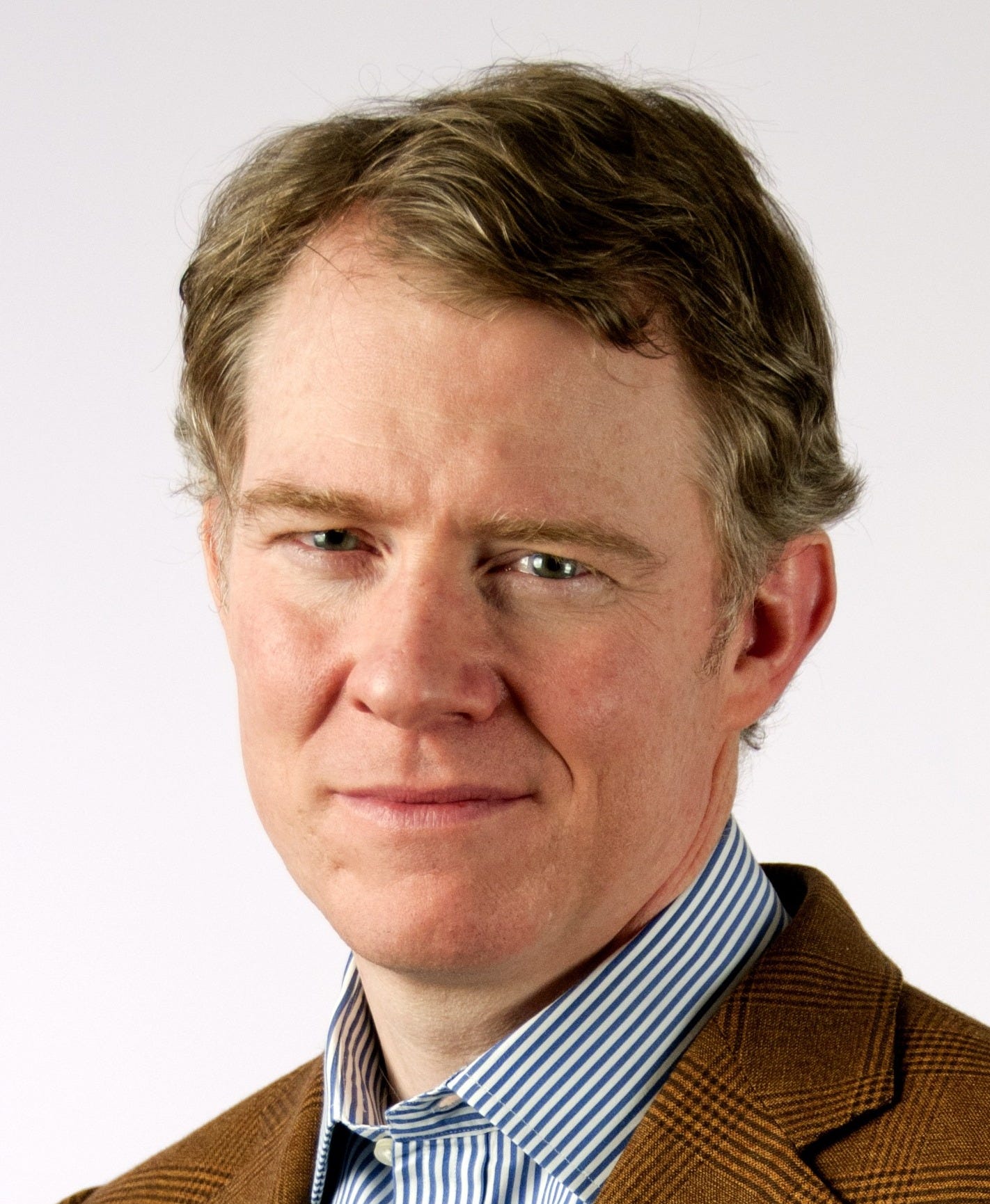 Tom Monahan – Medium