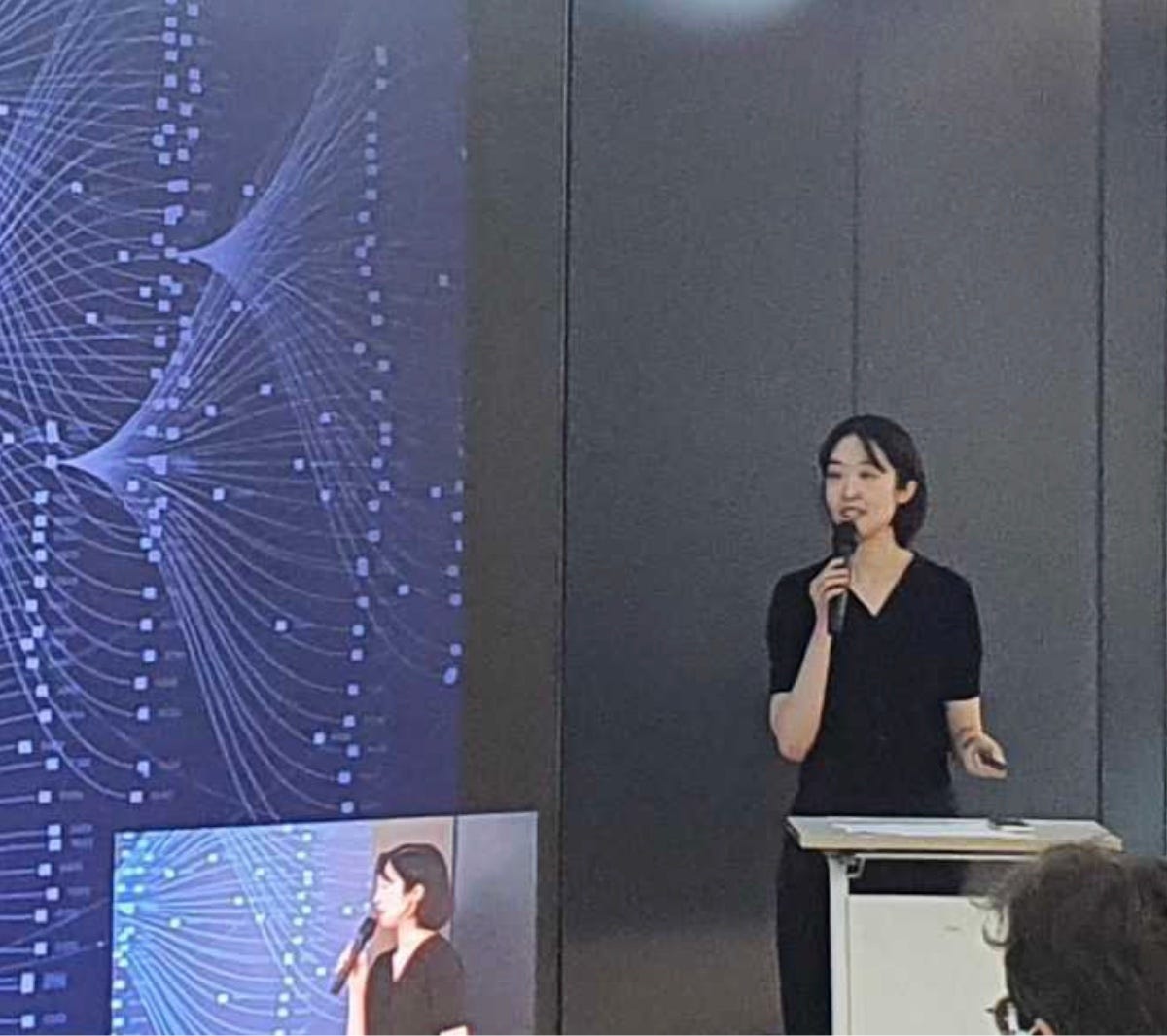 Dasol Hong – Medium