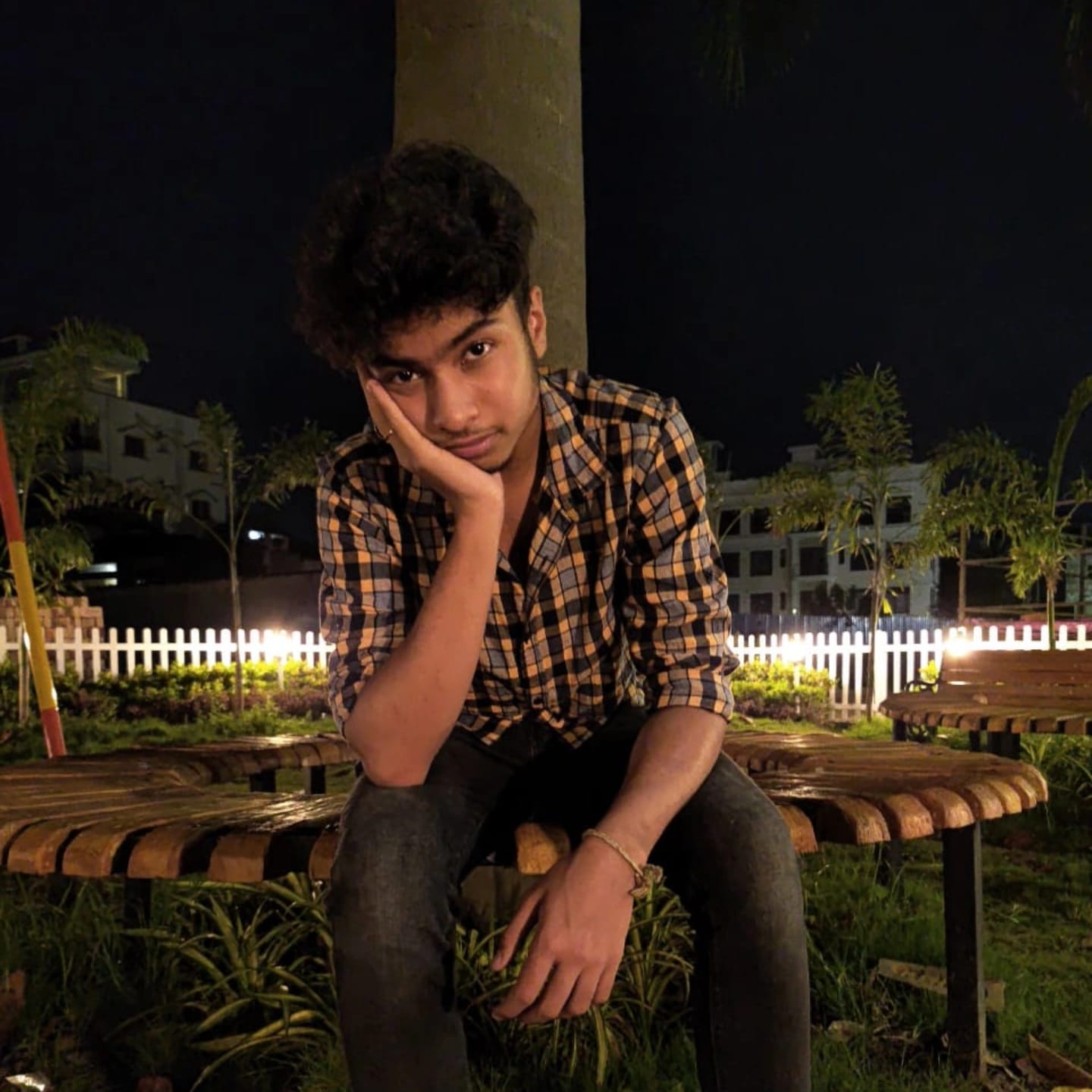 Prantik Roy – Medium
