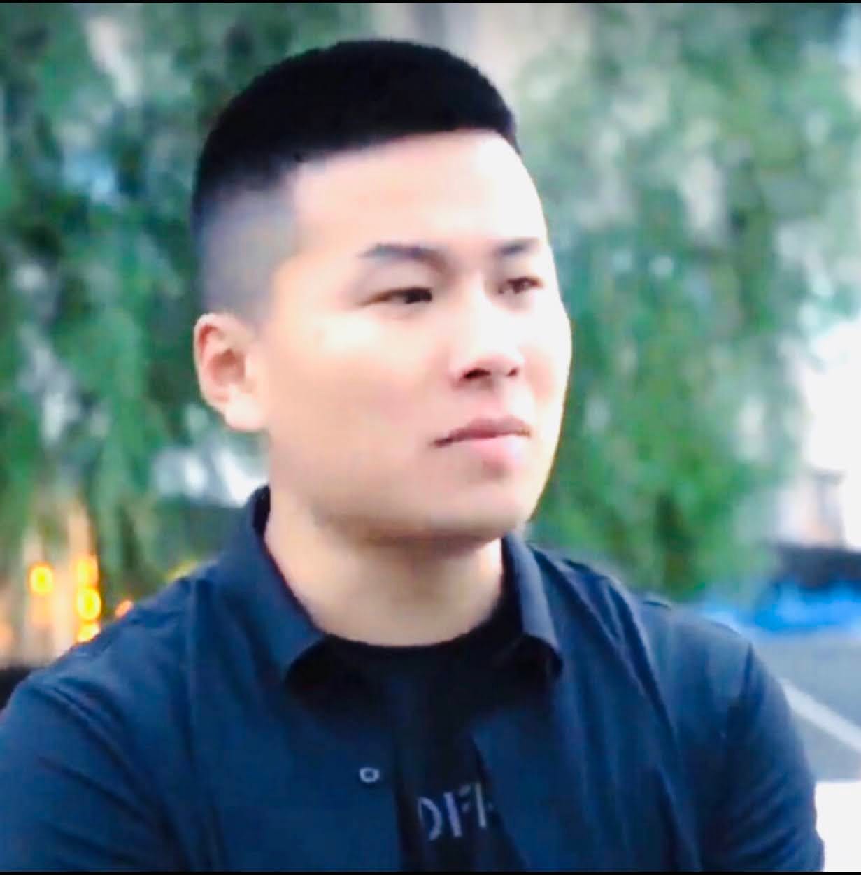 Quách Gia – Medium