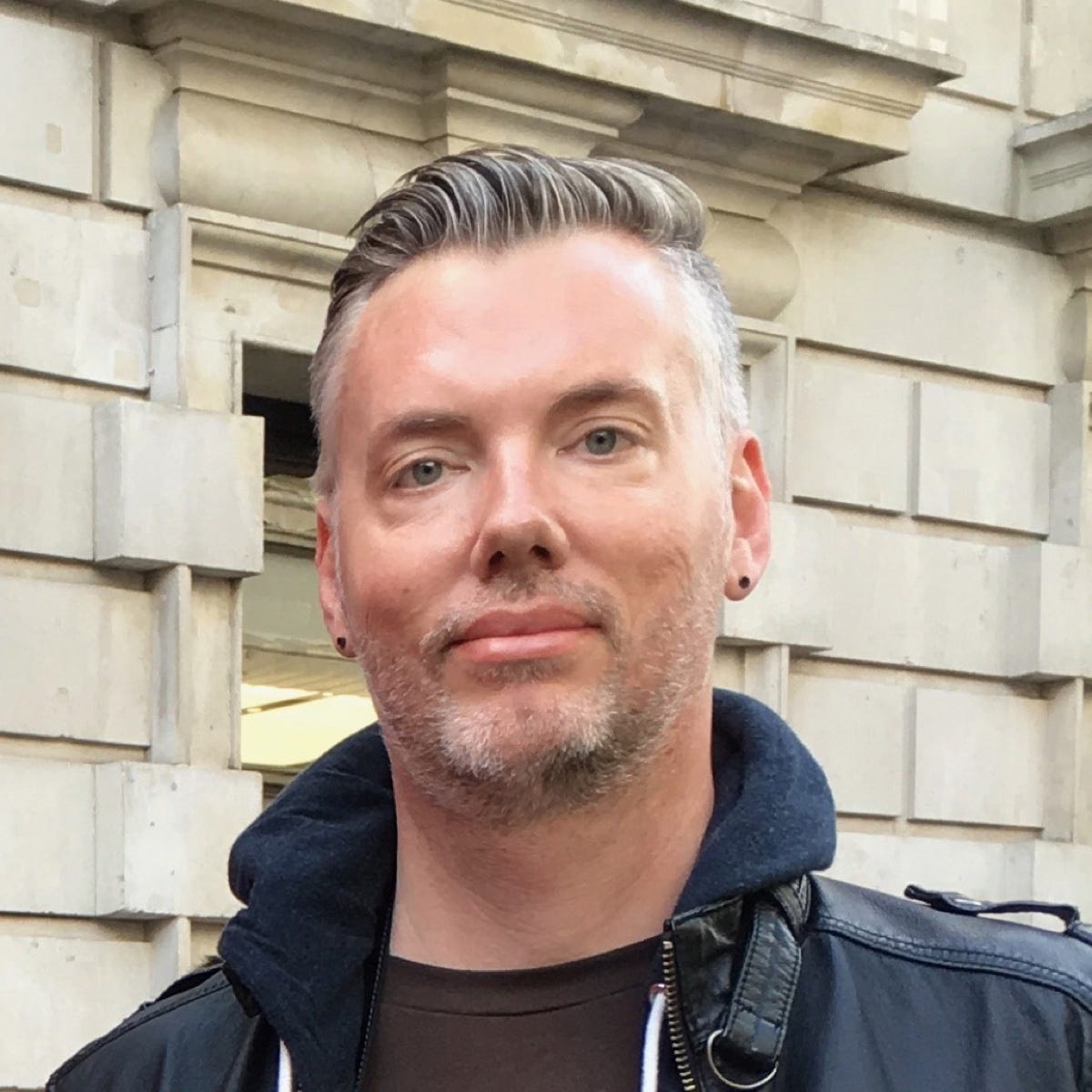 Jason Braun – Medium