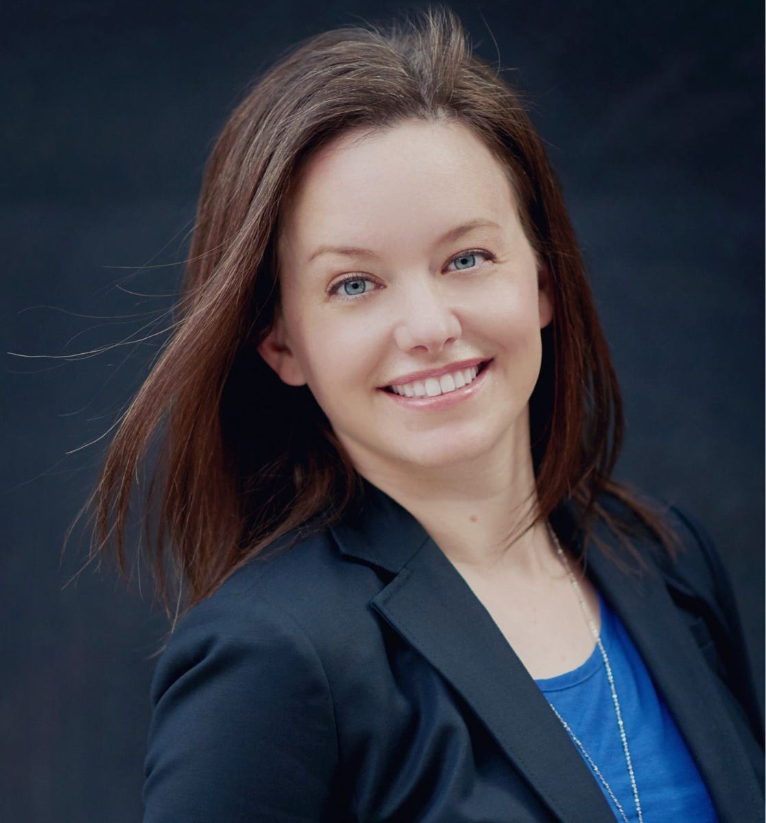 Annie Little – Medium