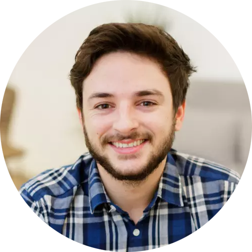 Lucas Martinez – Medium