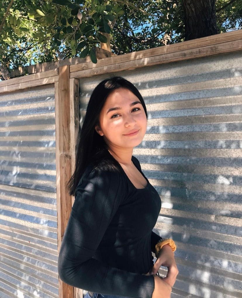Kristen Crawford – Medium
