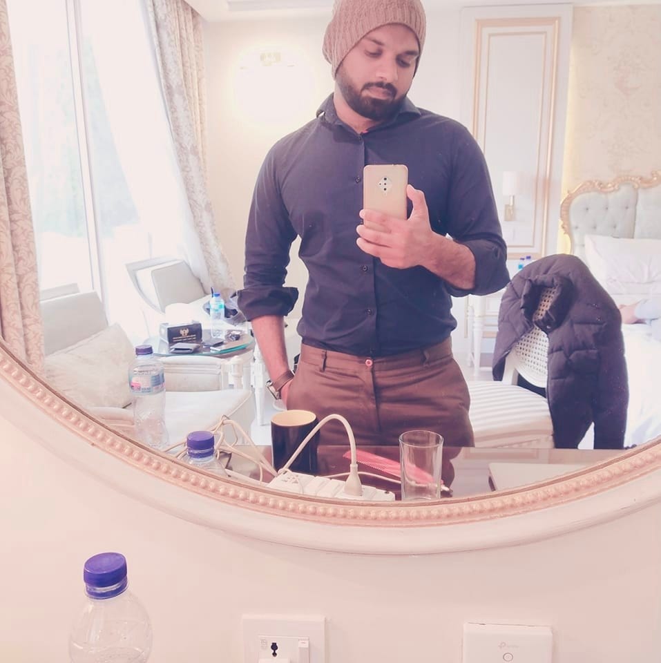 Ehtasham Awan – Medium