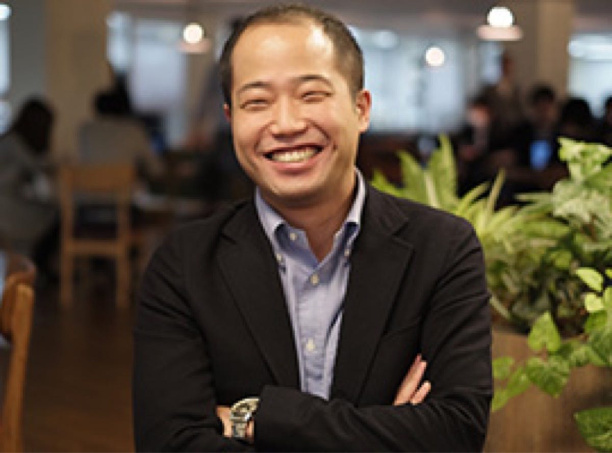 Koji Kobayashi – Medium