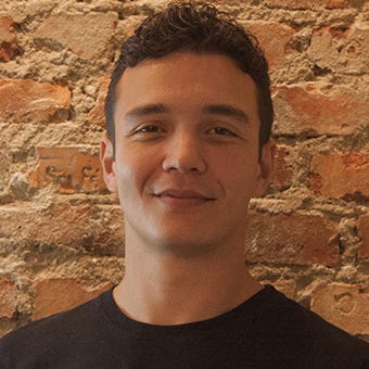 Cezar Augusto – Medium