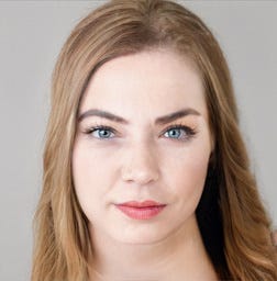 Laura Arnold – Medium