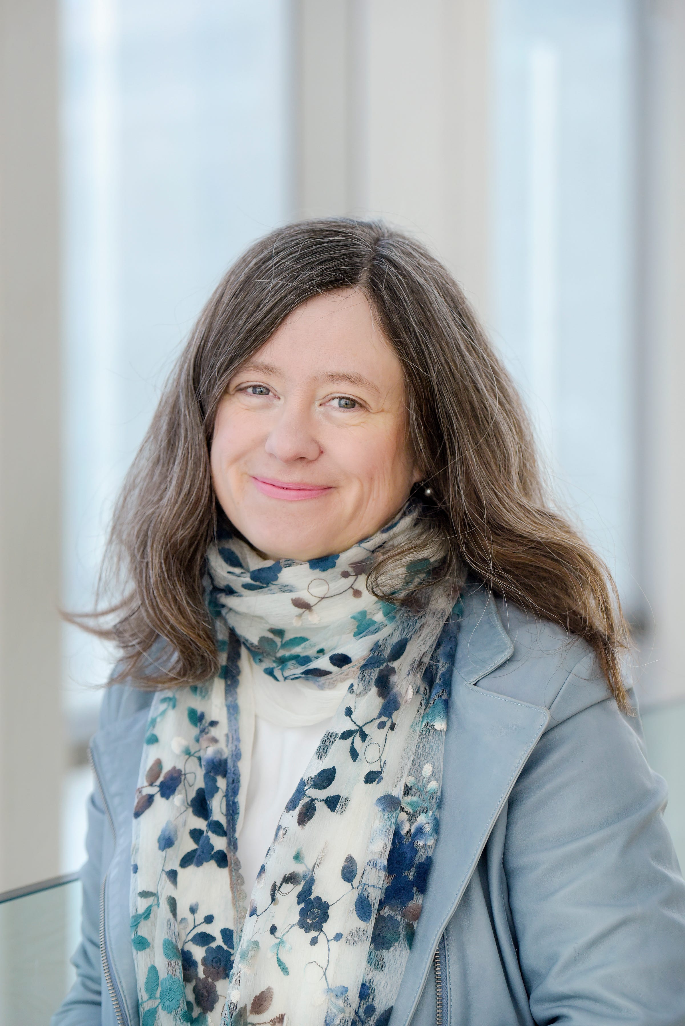 Nicola MacCameron – Medium