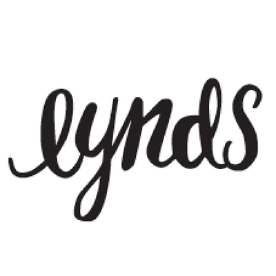 Lyndsay – Medium