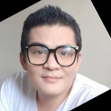 Vincent Manlapaz – Medium