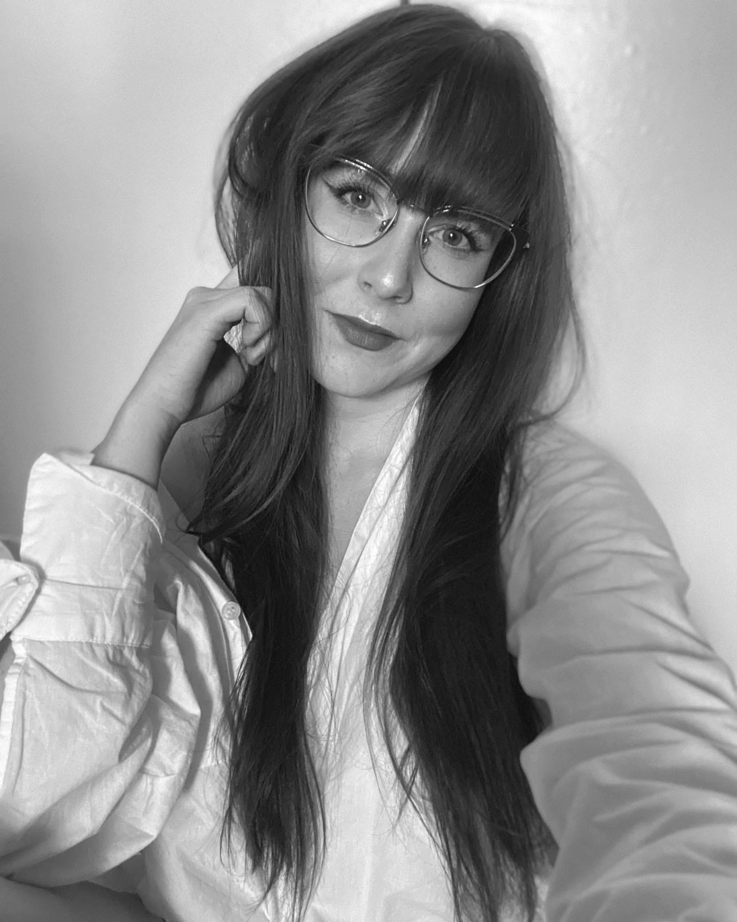 Julia Riihiluoma – Medium
