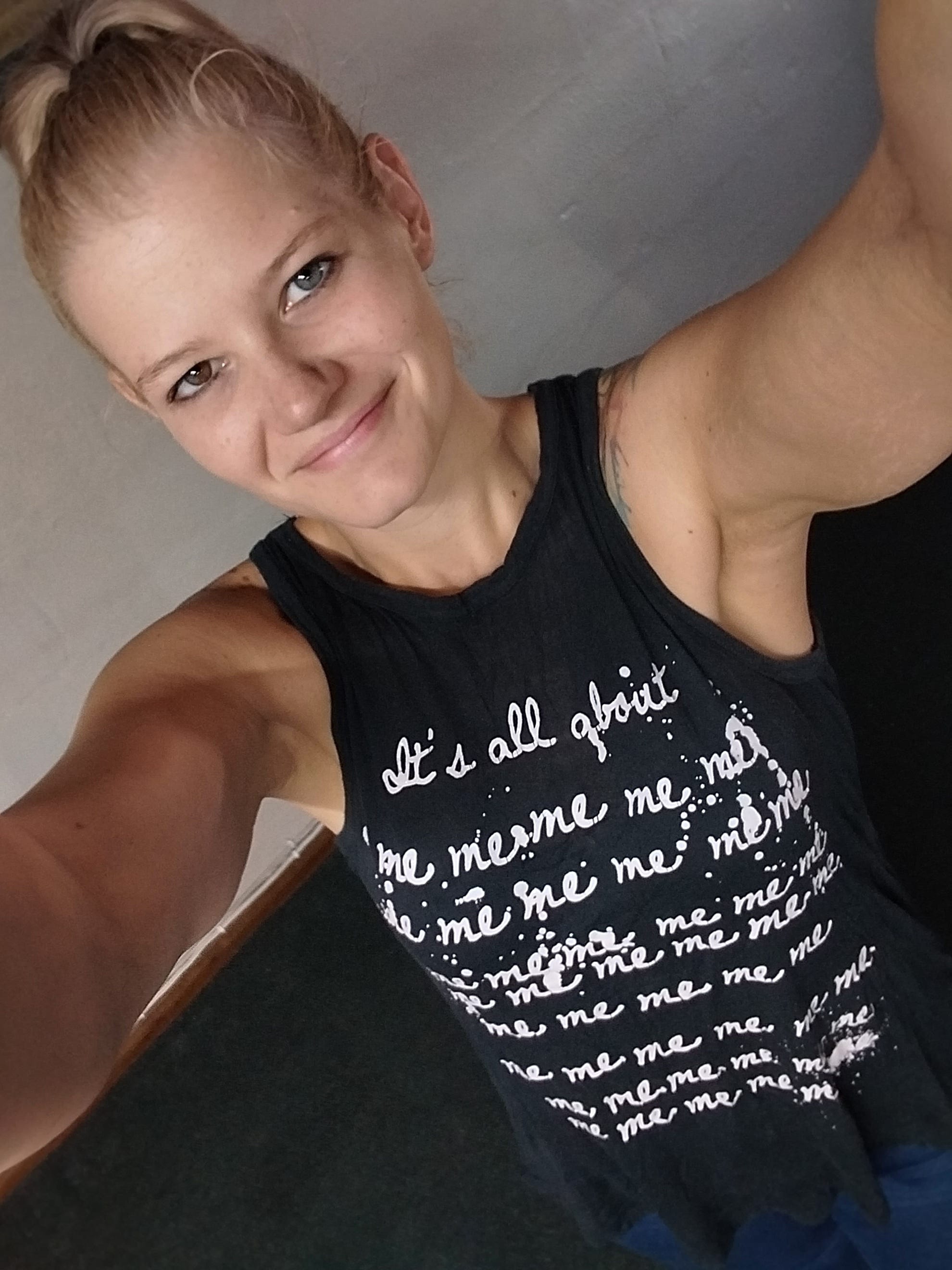 Jamie-Lee Nell – Medium