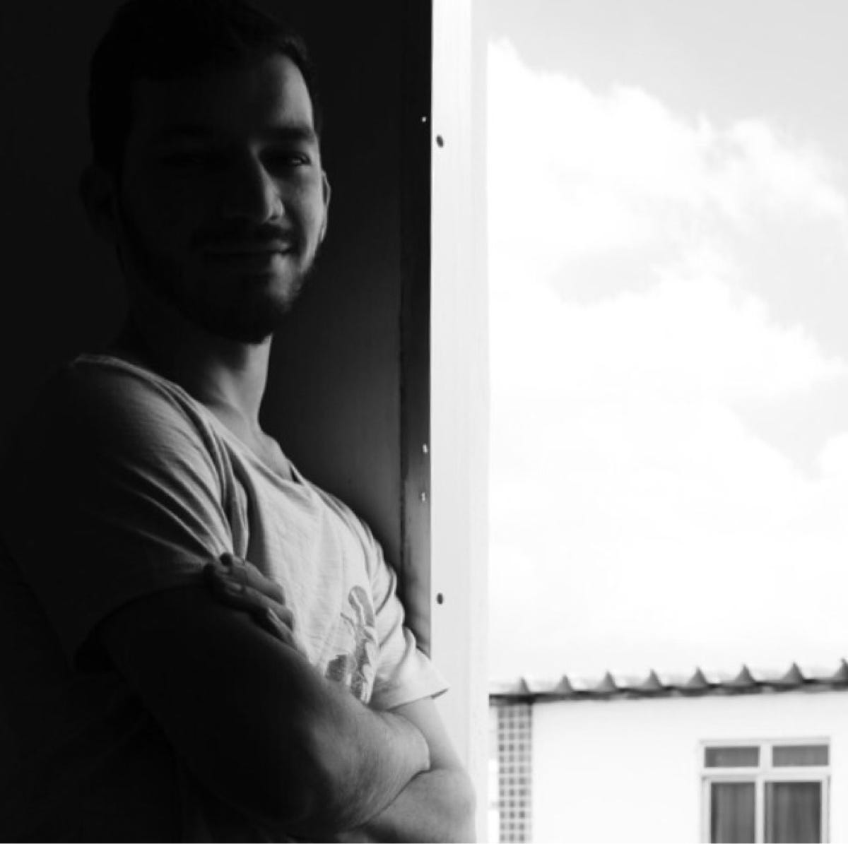 Daniel Neves – Medium