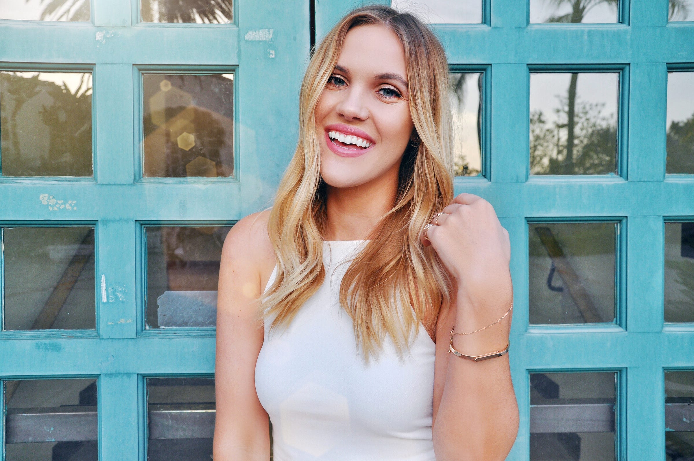 Laura Hart – Medium