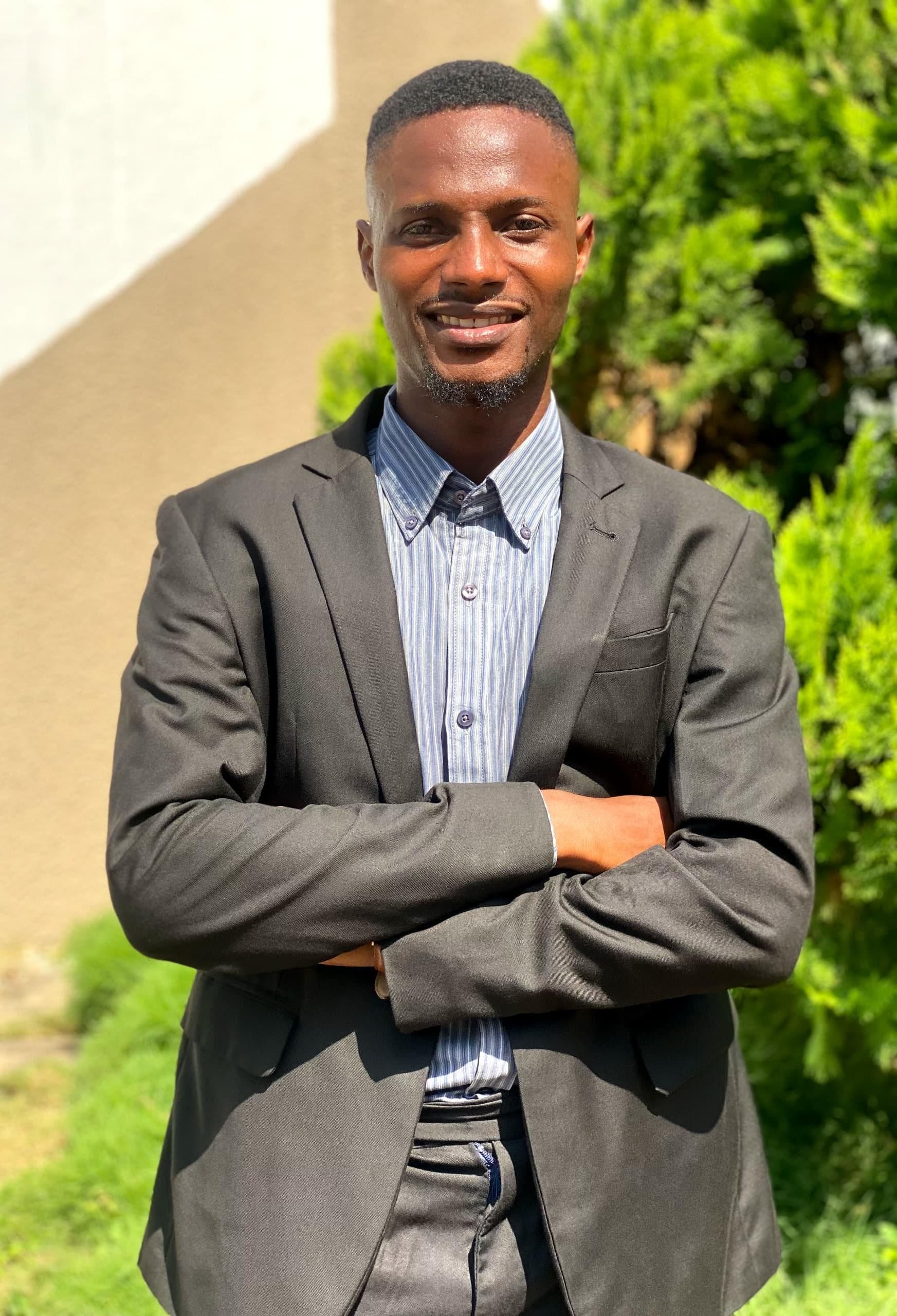 Rasheed Adarijo – Medium