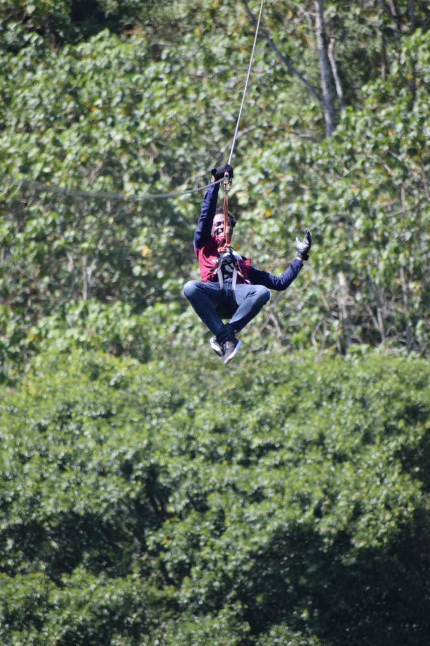 Davis Osiemo – Medium