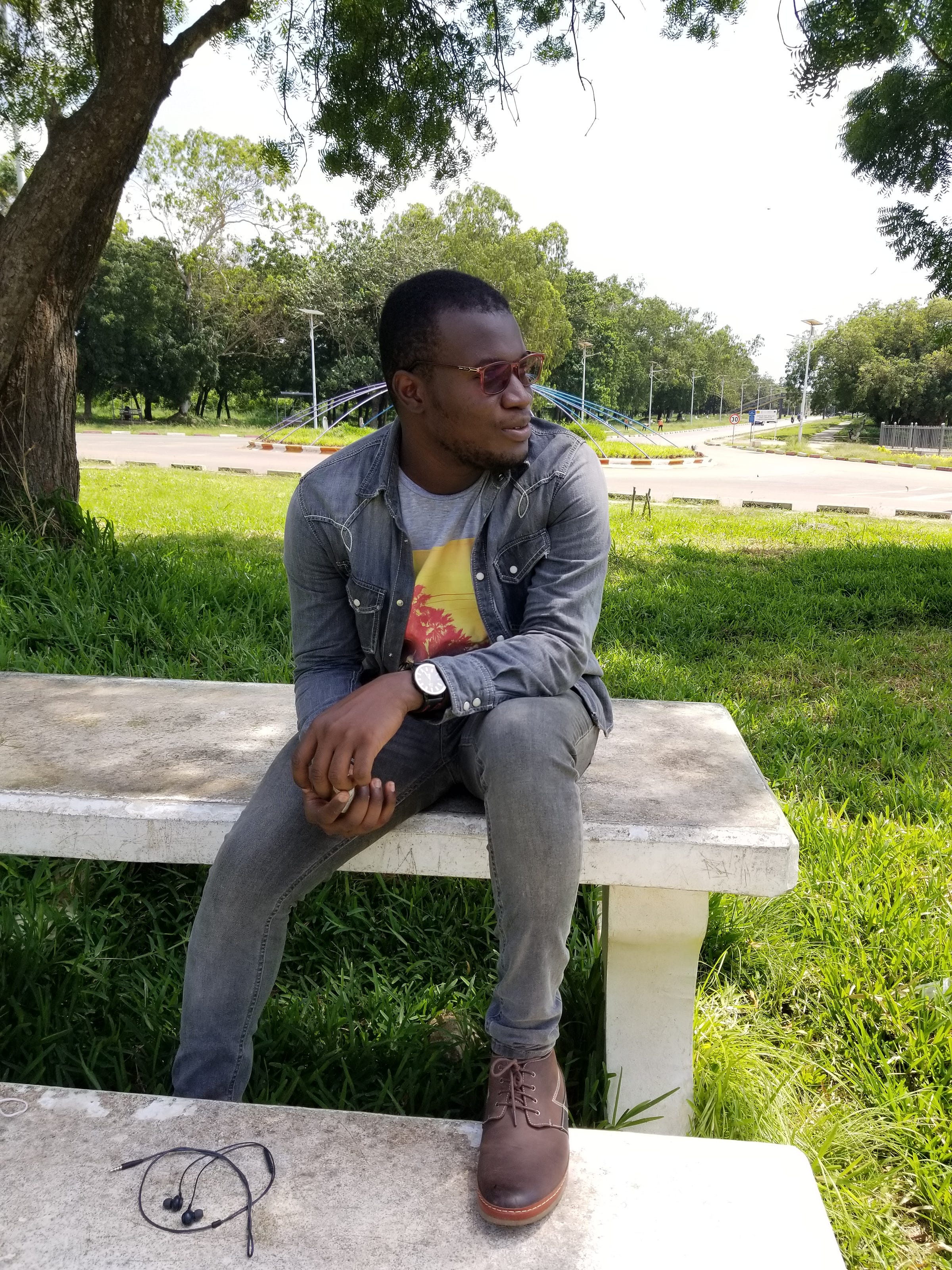 Jarod Degadjor – Medium