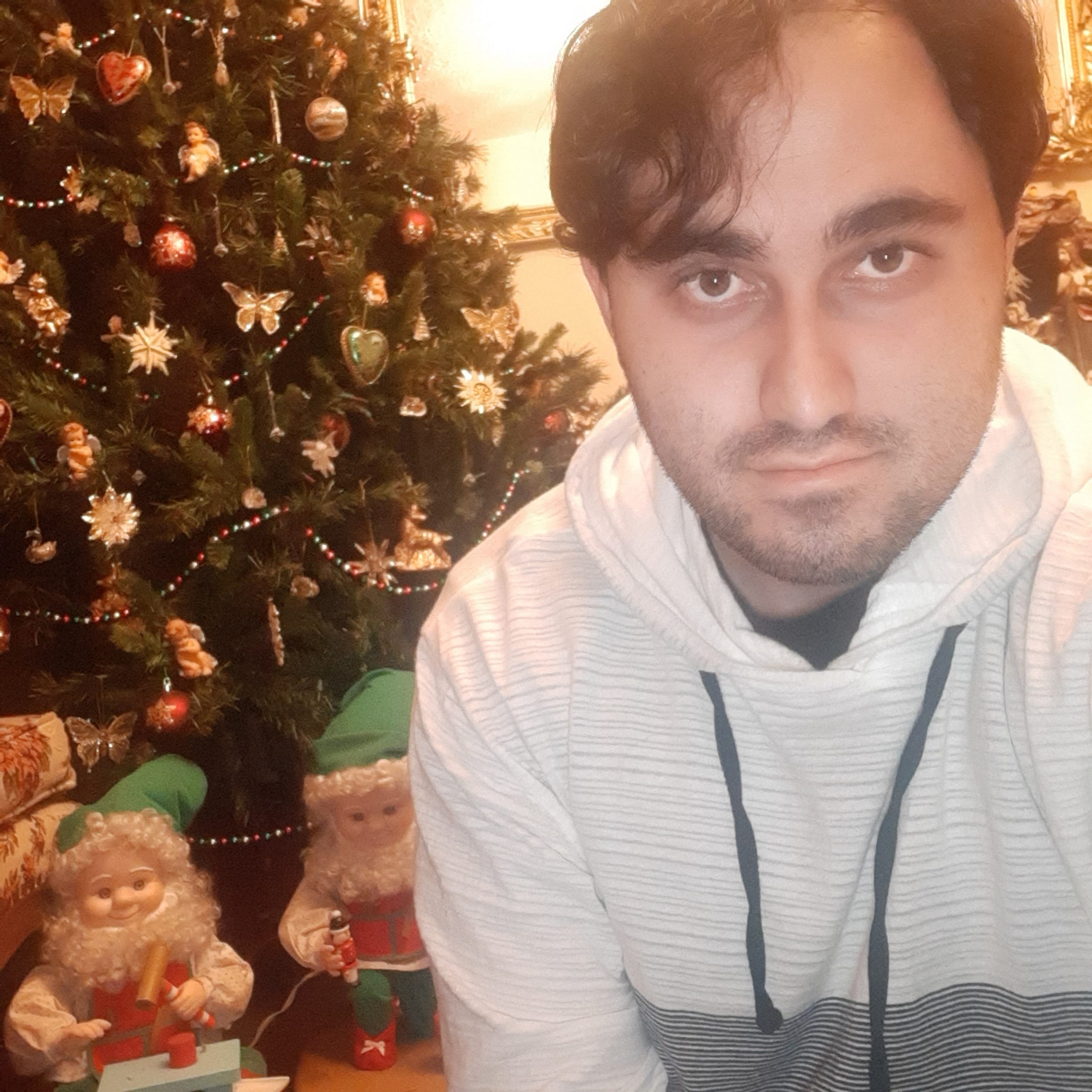 Flavio Guzman – Medium