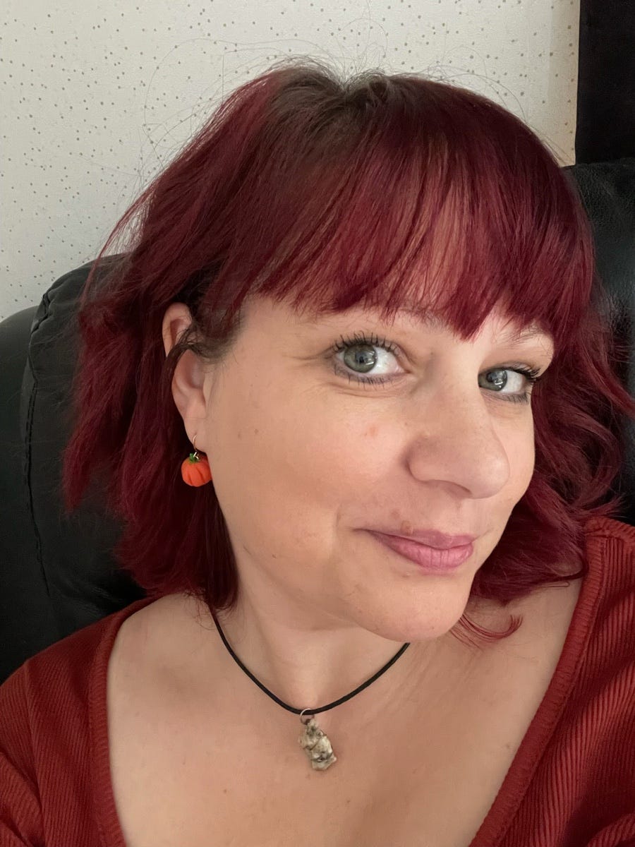 Sharon Holloway – Medium